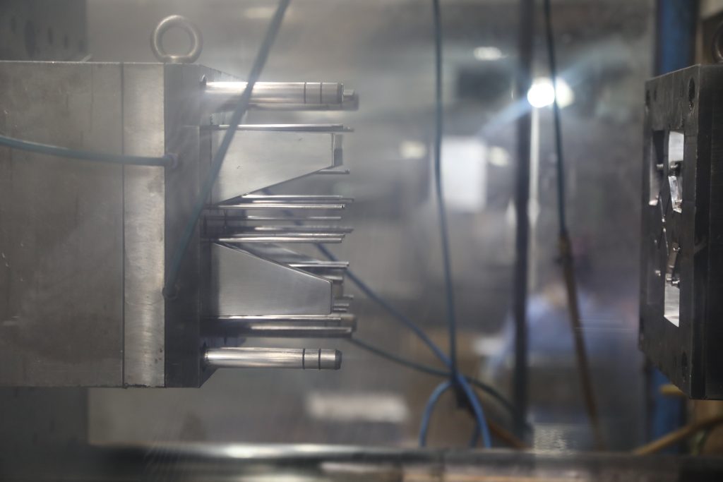 About - SMD - we open doors